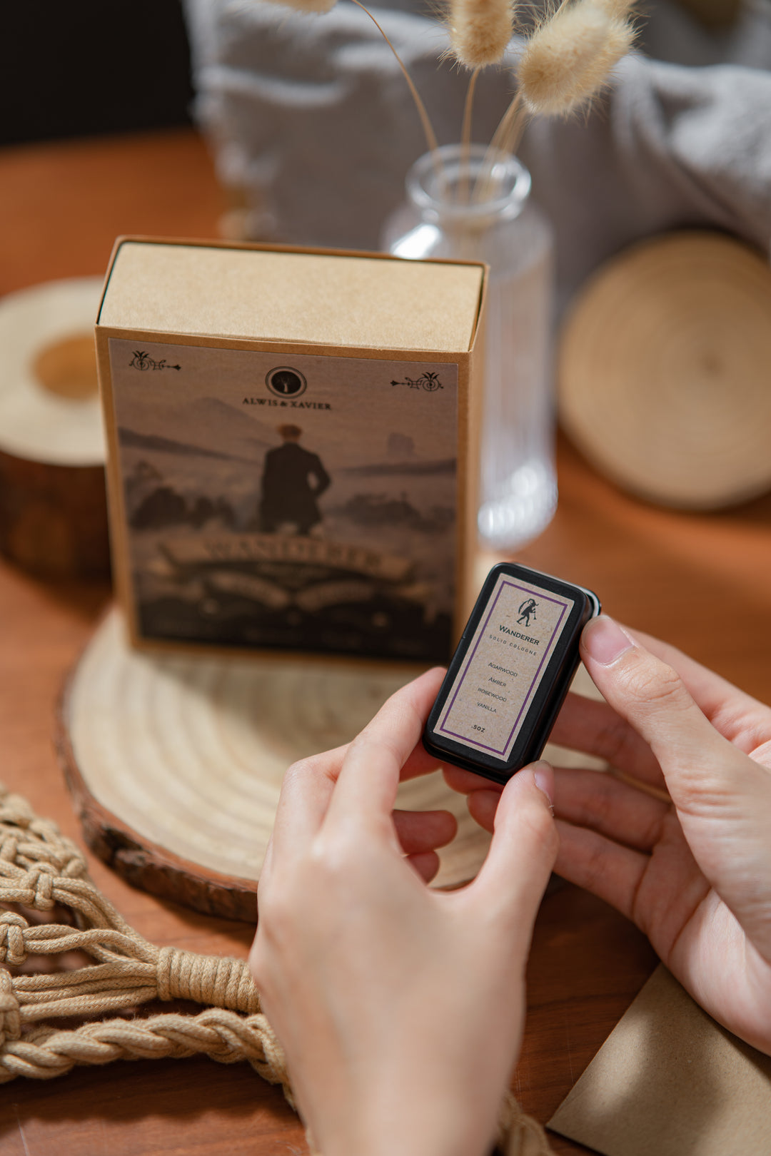 Wanderer Solid Cologne – Alwis & Xavier